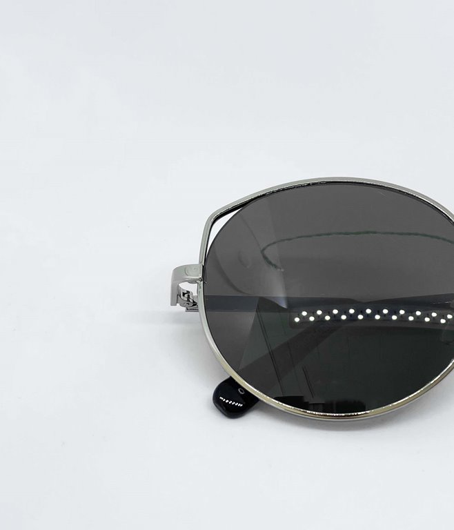Lunettes de soleil Round Cat - 5,00€ - ARGENT - EDJI