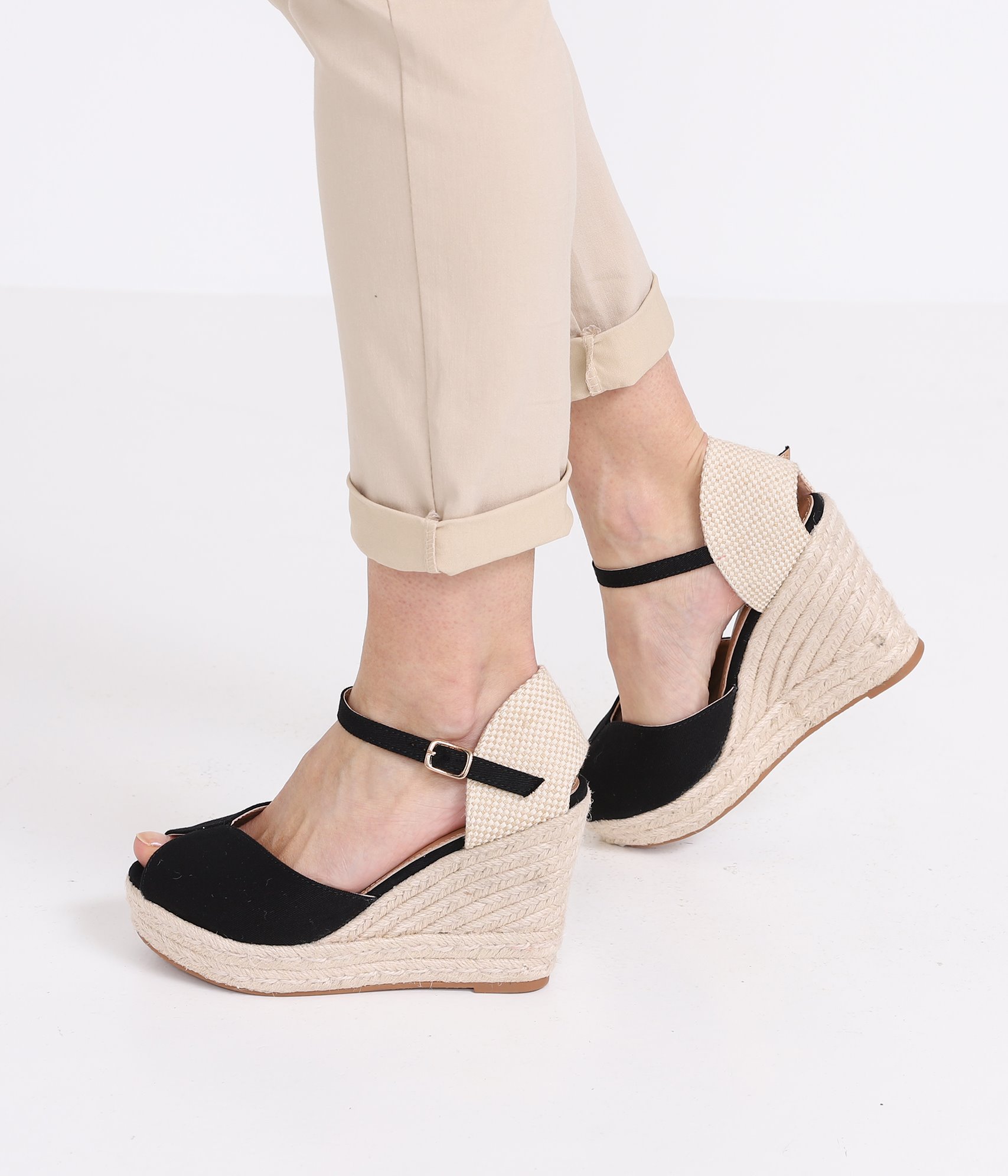 Sandales compensées en raphia à brides - 19,00€ - NOIR - EDJI